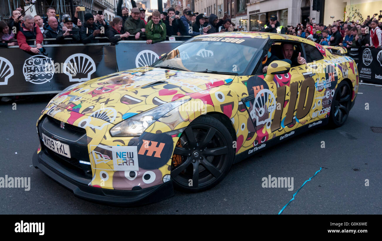 London, UK. 2 May 2016. Supercars in the Gumball 3000 race arrive in ...