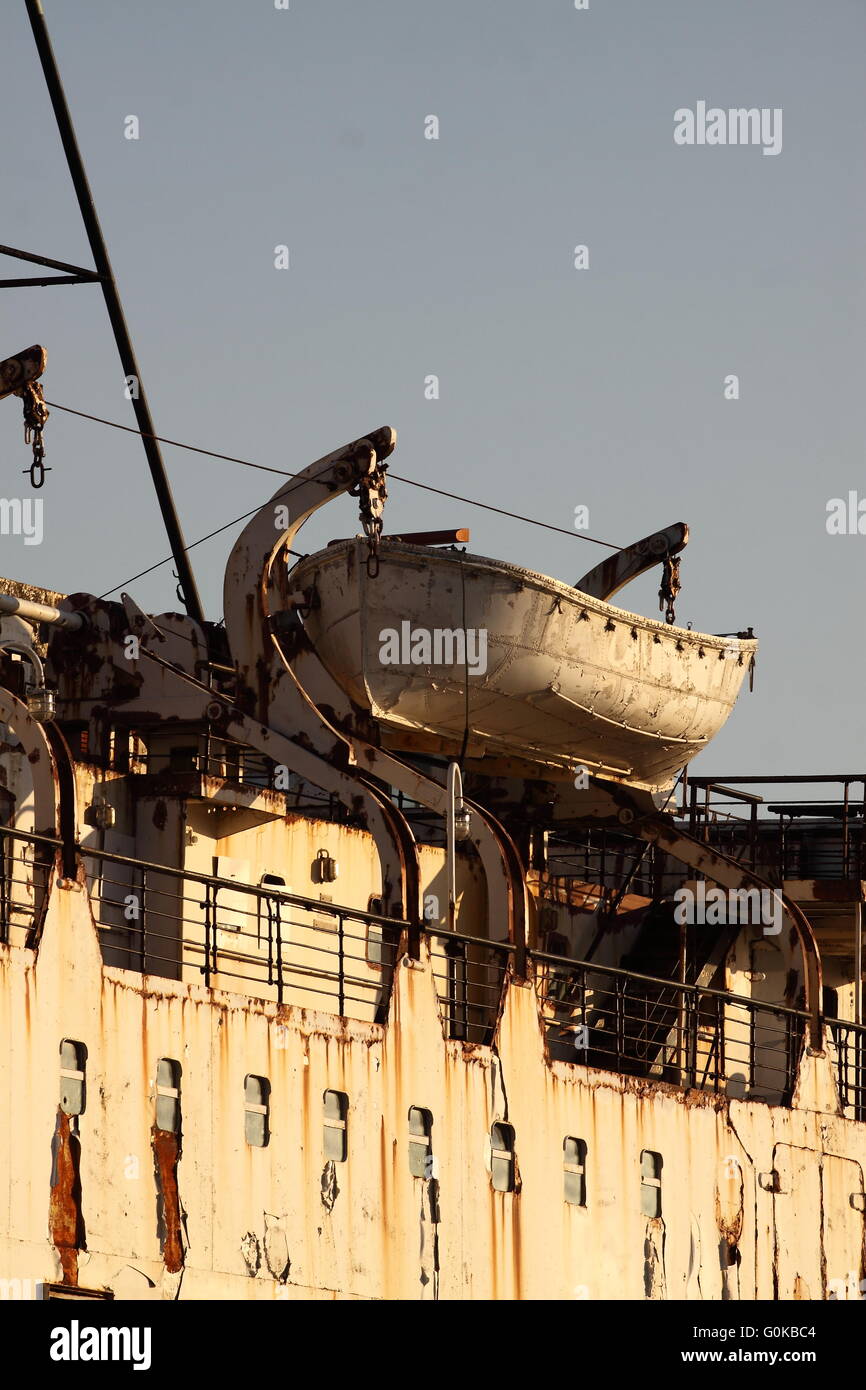 Shipwrecked boat covered in rust Stock Photo - Alamy