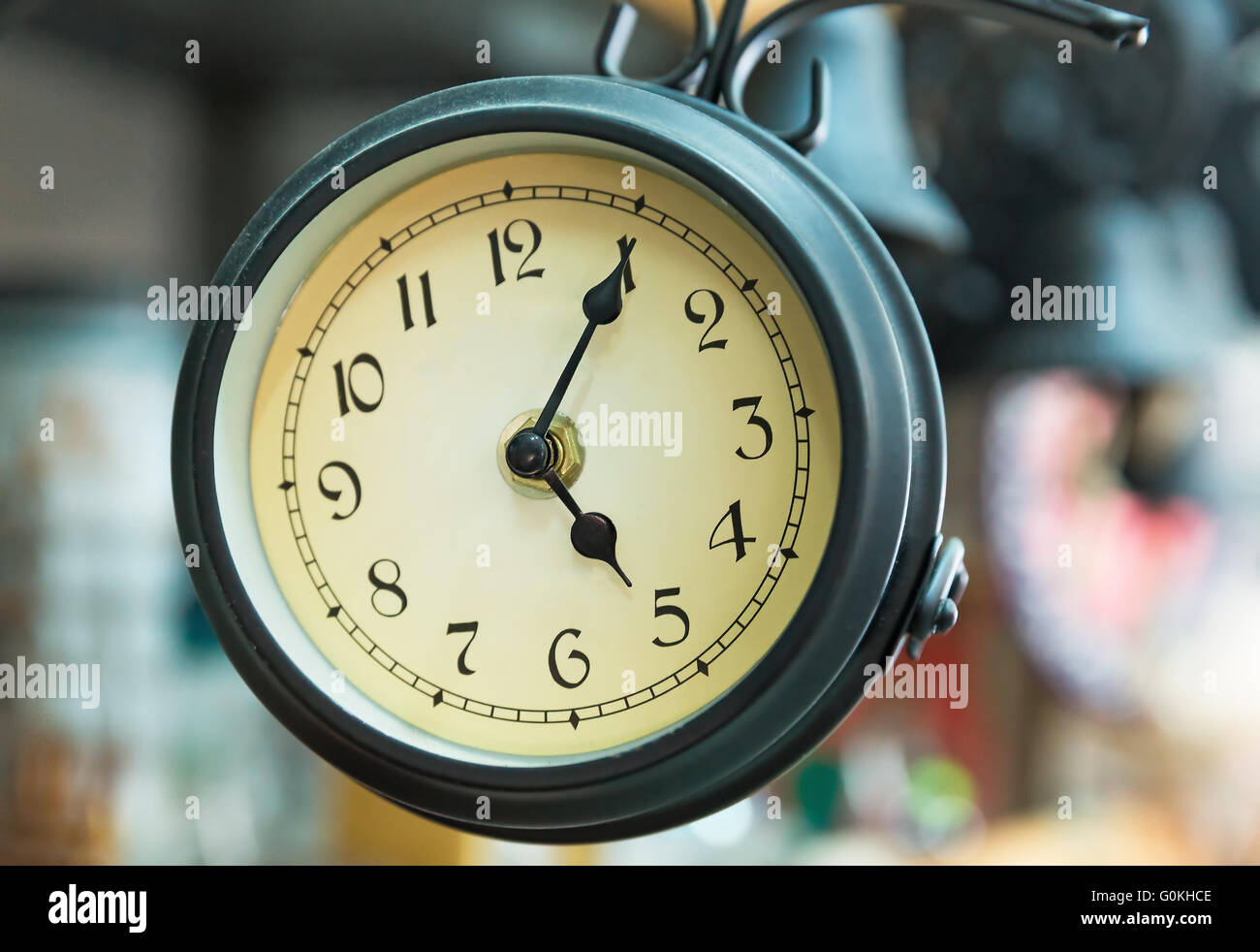 Clock background hi-res stock photography and images - Alamy