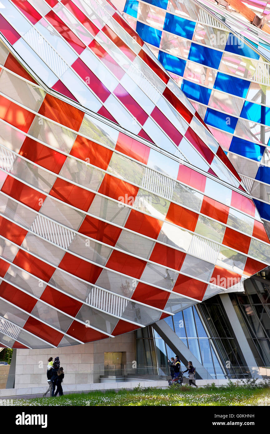 Observatory of Light by Daniel Buren on the Louis Vuitton Fondation by ...