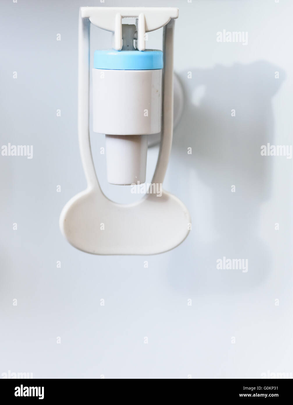 Water dispenser sign hi-res stock photography and images - Alamy