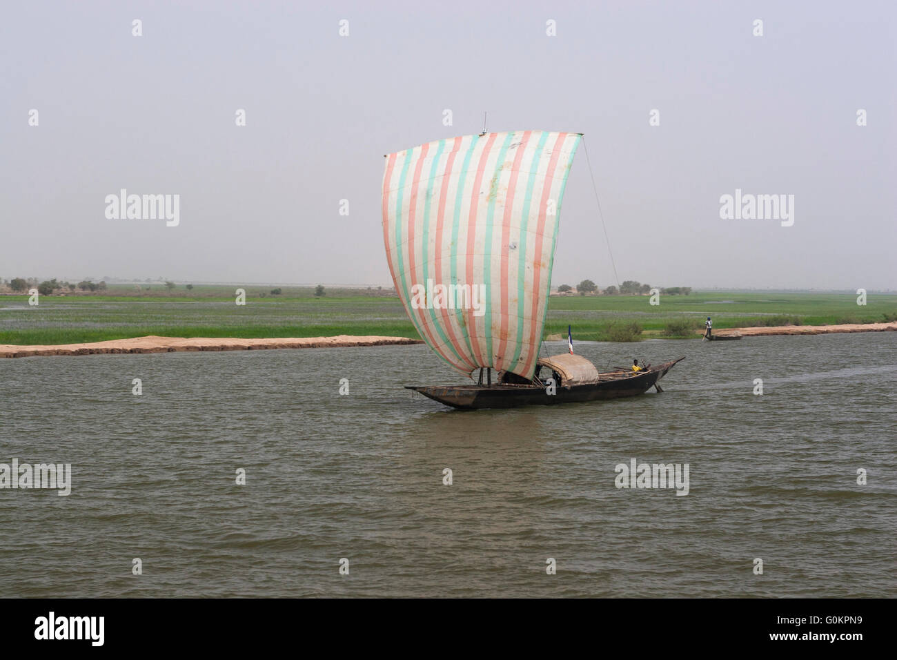 Pinasse boat hi-res stock photography and images - Alamy