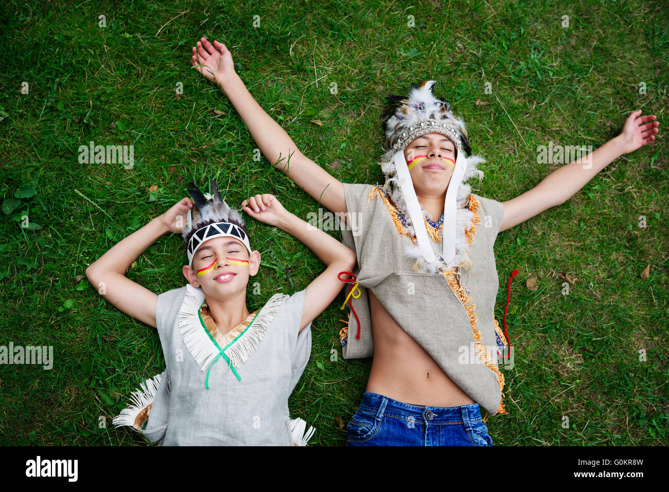 happy children playing native american Stock Photo - Alamy