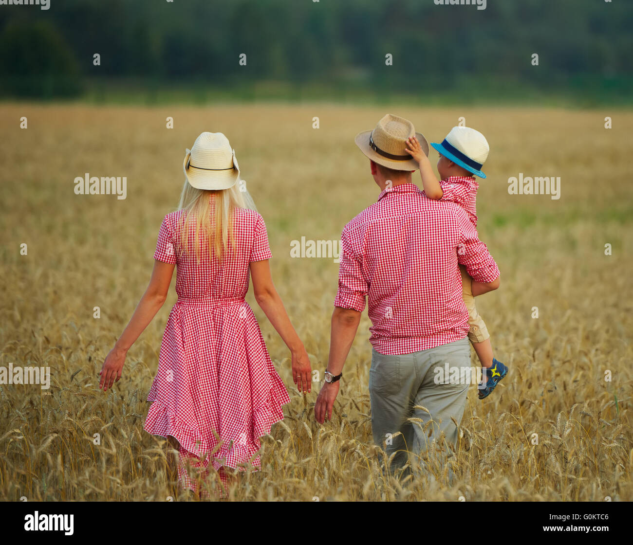 happy family in country style Stock Photo - Alamy