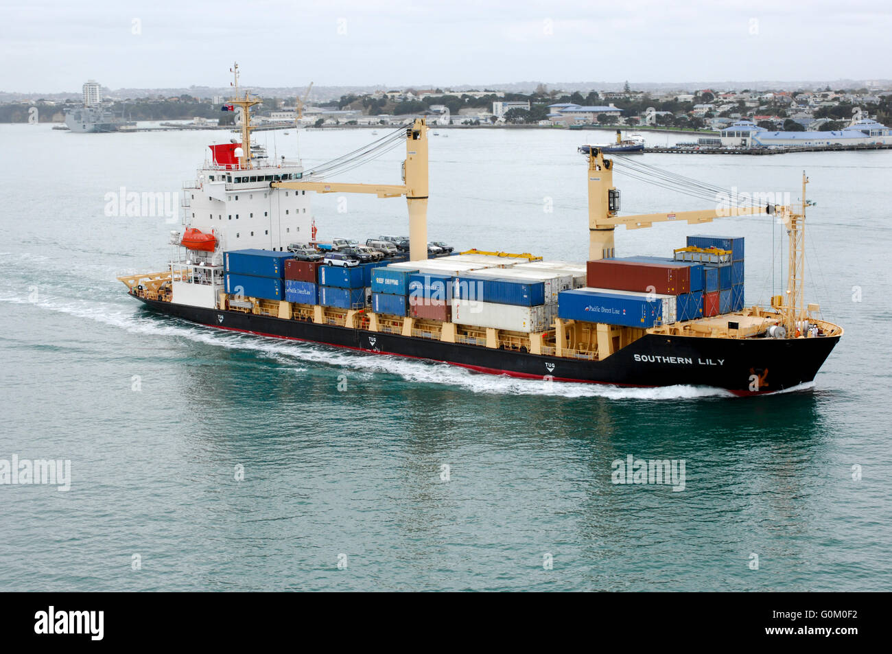 Container ship Southern Lily heads out of Auckland Harbour with ...