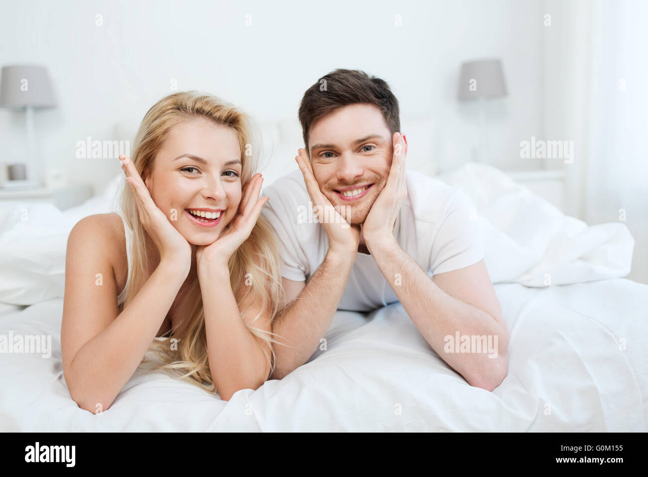Teen couple in bed hi-res stock photography and images - Alamy