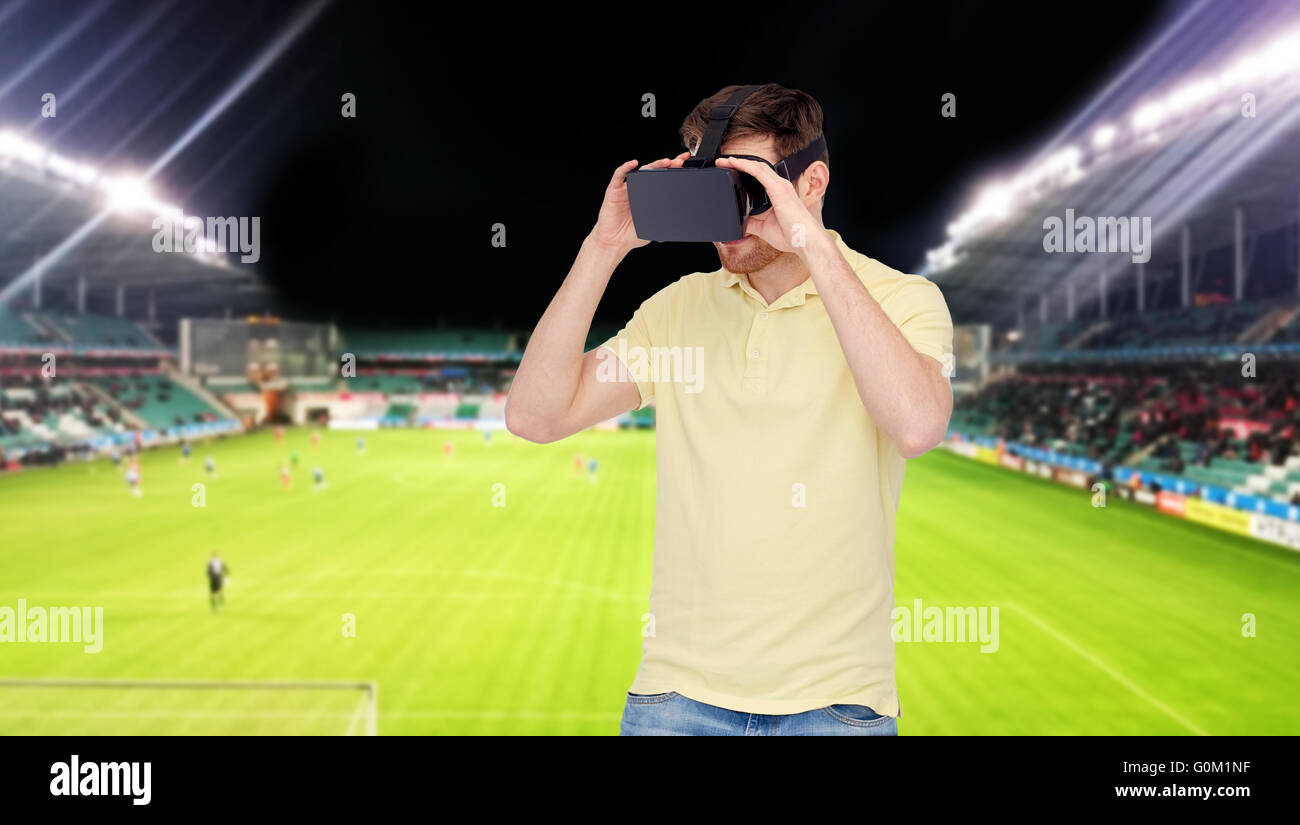 Video game football interactive hi-res stock photography and images - Alamy