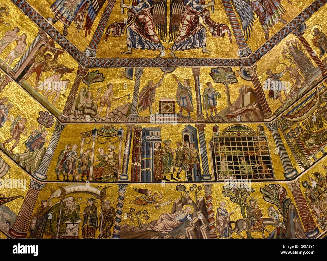 A beautifully designed cathedral ceiling in the heart of Florence Stock ...