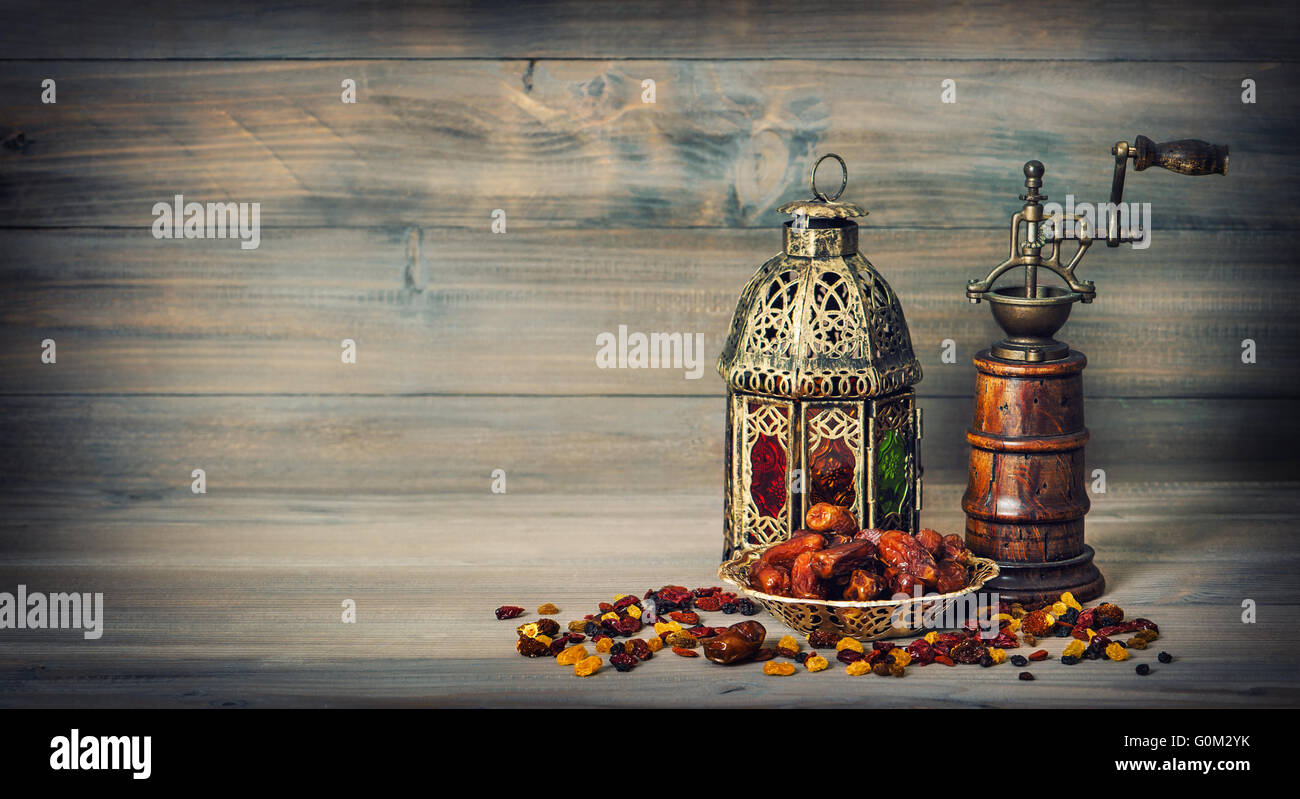 Arabic objects hi-res stock photography and images - Alamy