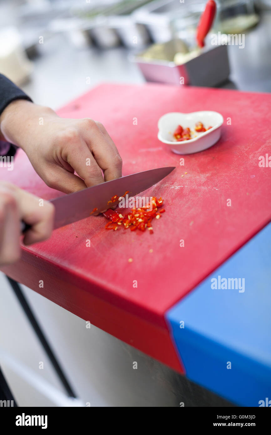Dicing hi-res stock photography and images - Alamy