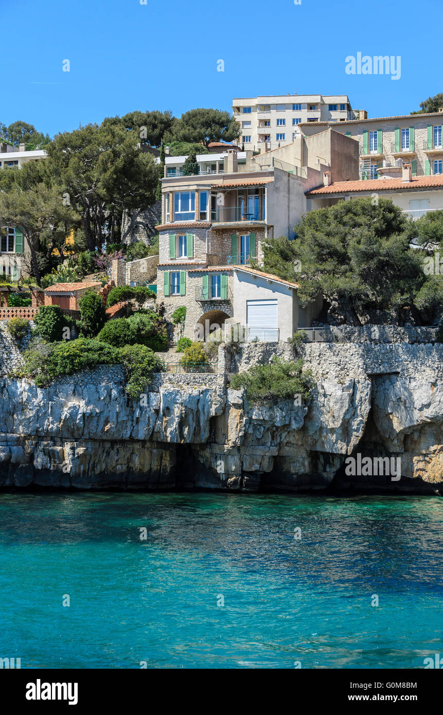 PORT DE CASSIS, HABITATIONS, CASSIS, BDR FRANCE 13 Stock Photo - Alamy