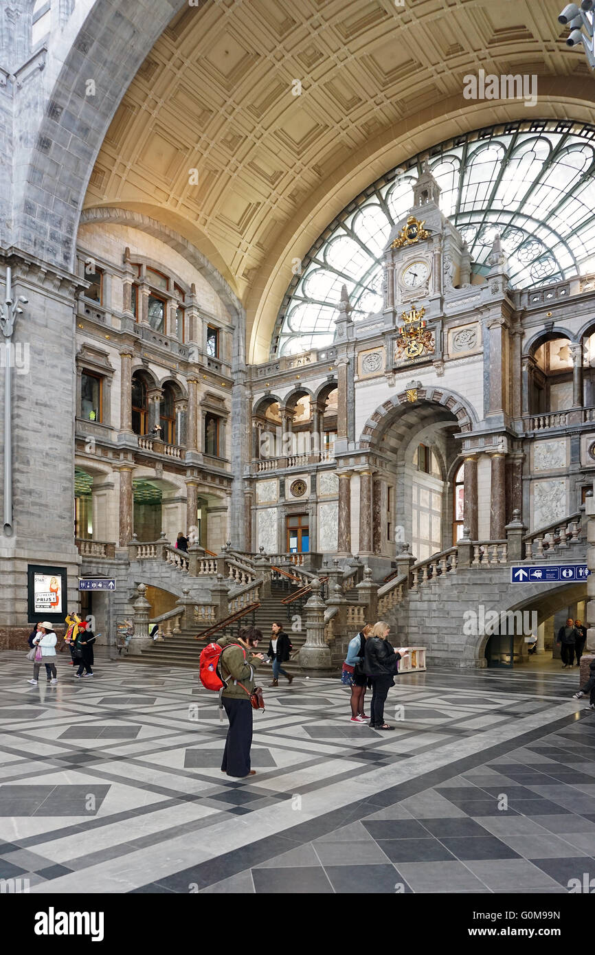 Antwerp railway station train Antwerp Belgium Stock Photo - Alamy