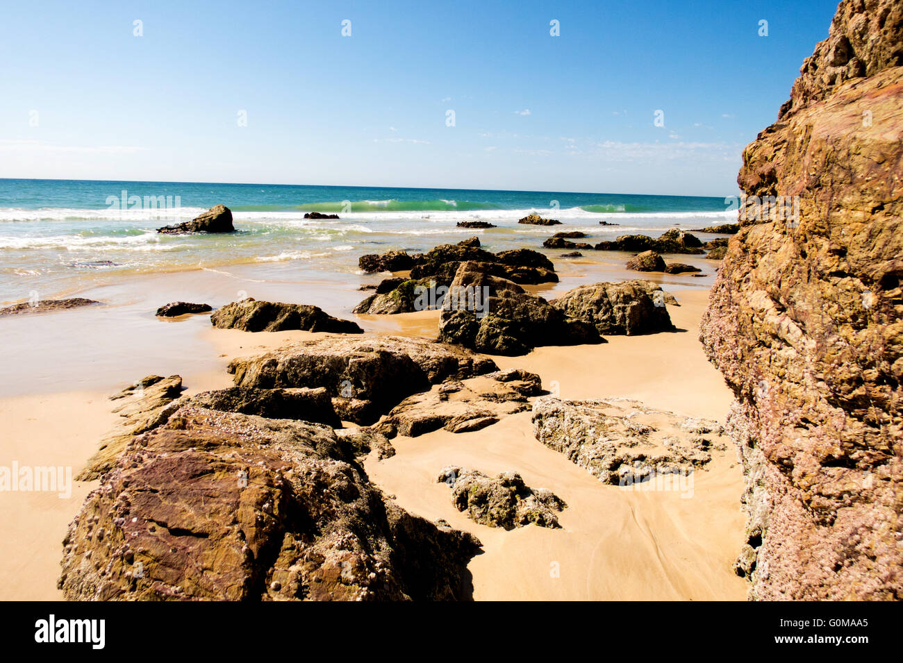 Australia sea rock beach water hi-res stock photography and images - Alamy