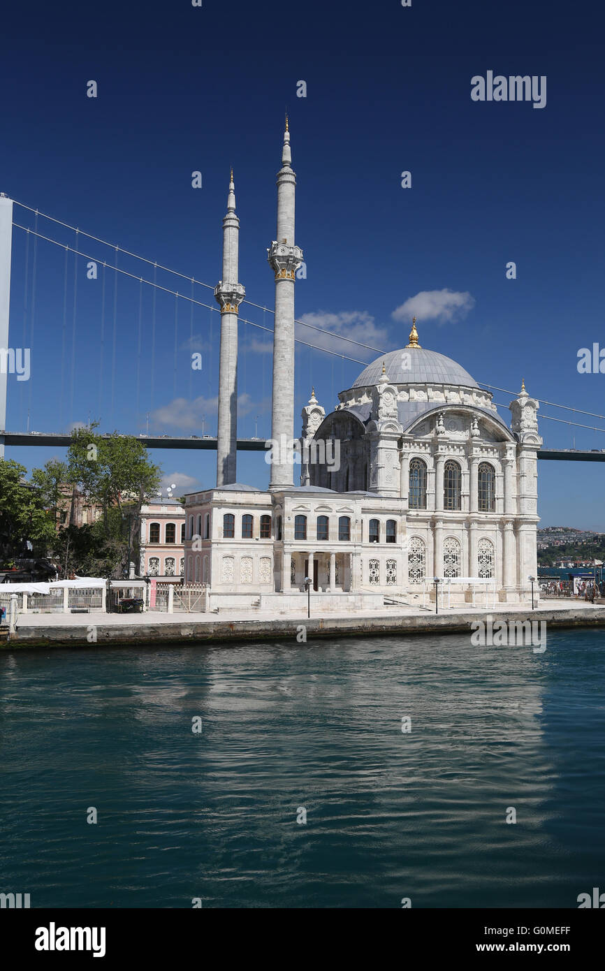 Ortakoy Buyuk Mecidiye Mosque in Istanbul City, Turkey Stock Photo - Alamy