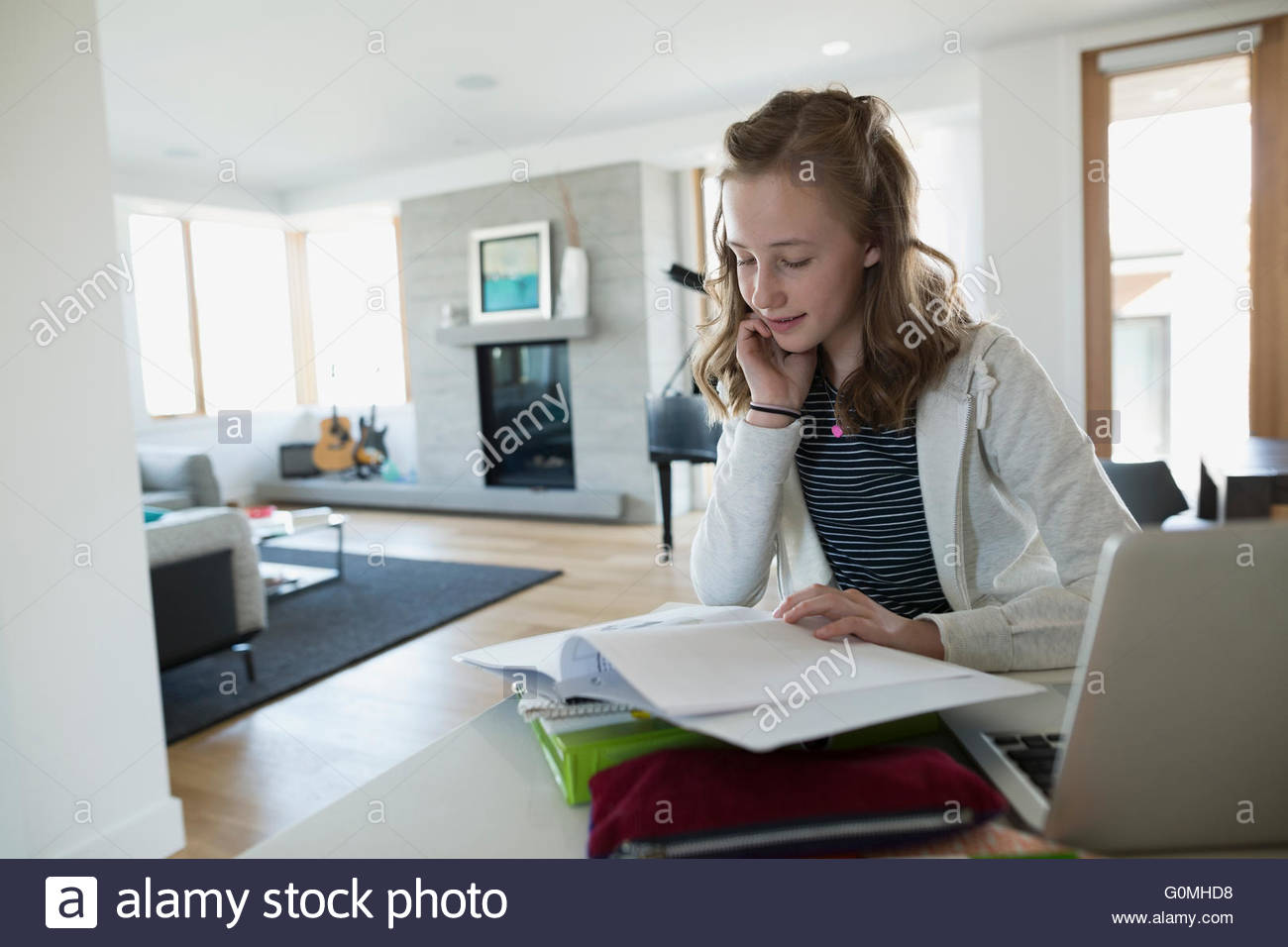 Homework hi-res stock photography and images - Alamy