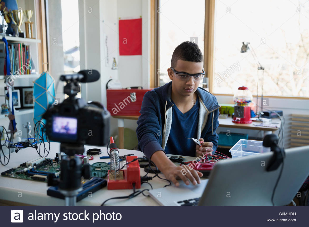 Videotaping hi-res stock photography and images - Alamy