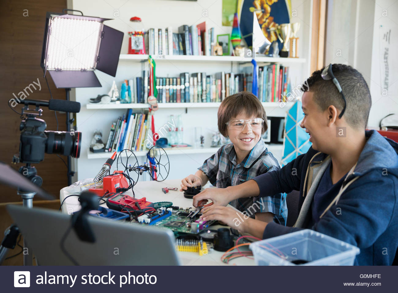 Desk bedroom board hi-res stock photography and images - Alamy