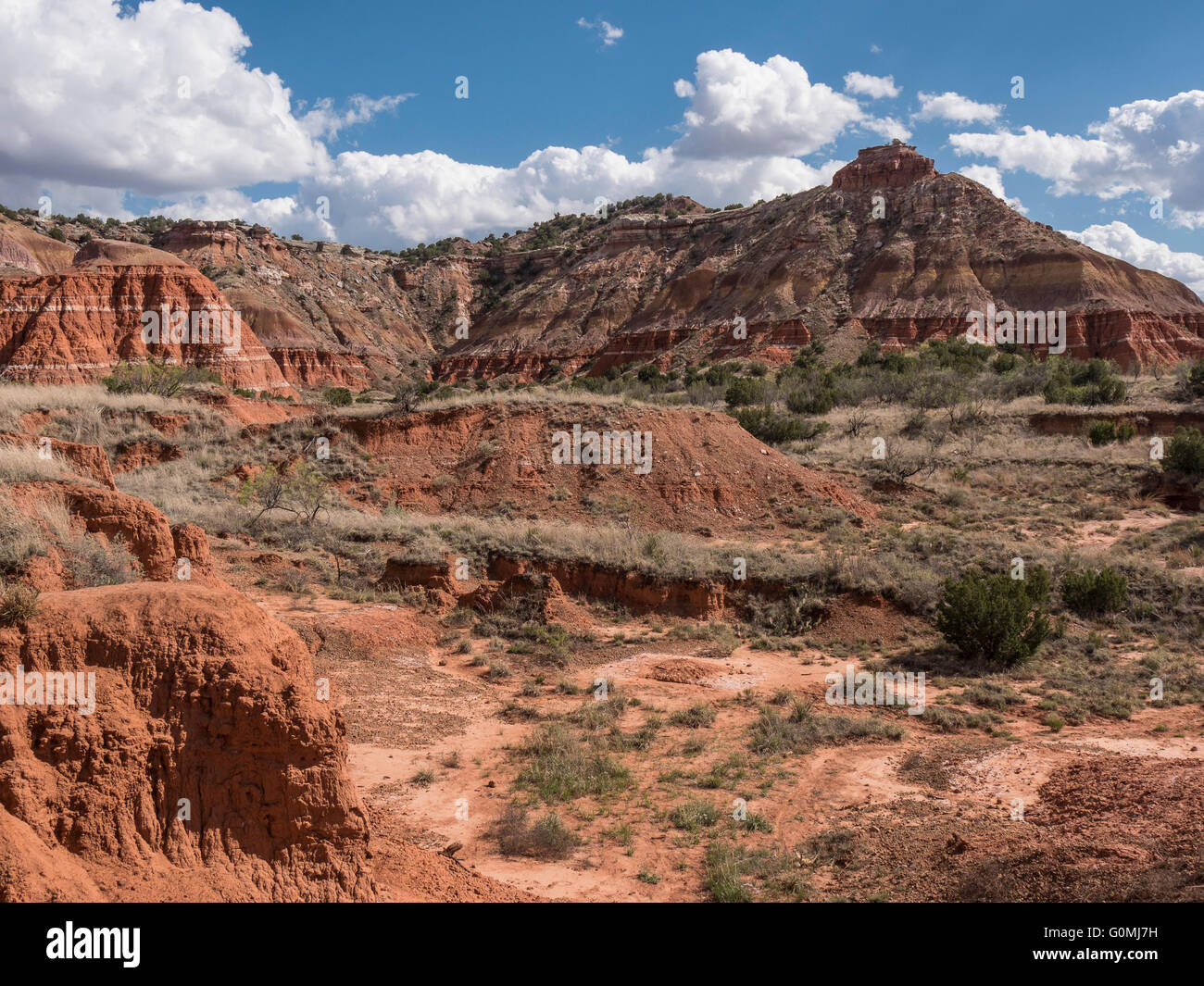 Peak and cliffs along the trail, Lighthouse Trail, Palo Duro State Park ...