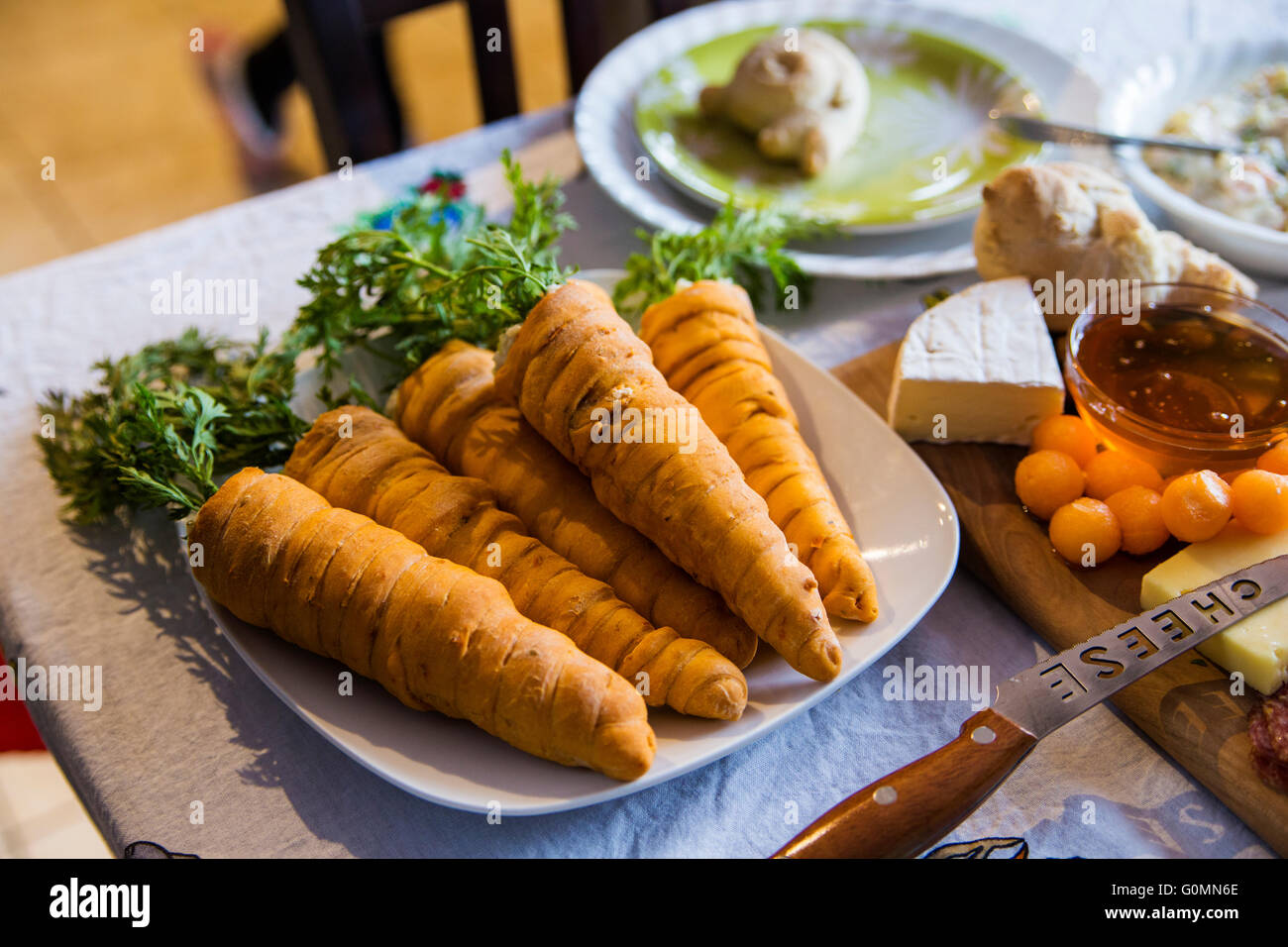 Traditional Romanian easter table Stock Photo - Alamy