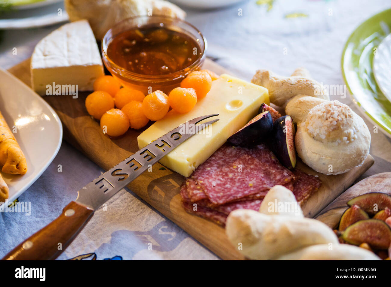 Traditional Romanian easter table Stock Photo - Alamy