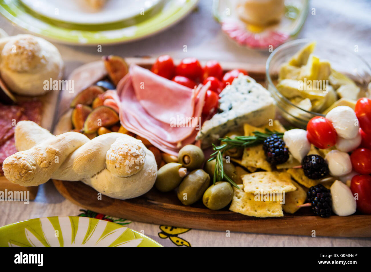 Traditional Romanian easter table Stock Photo - Alamy