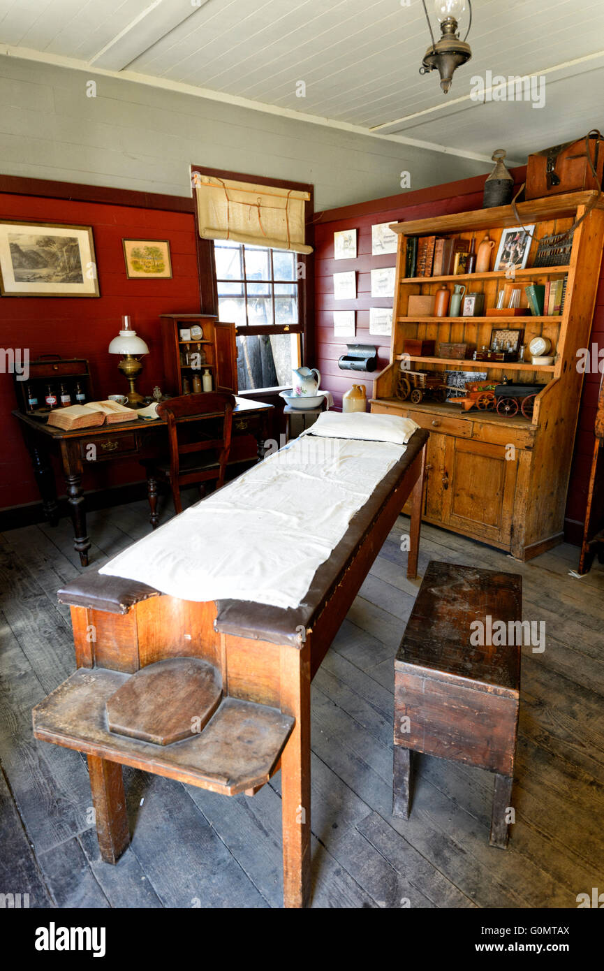 Old Surgery from the colonial era, Australiana Pioneer Village ...