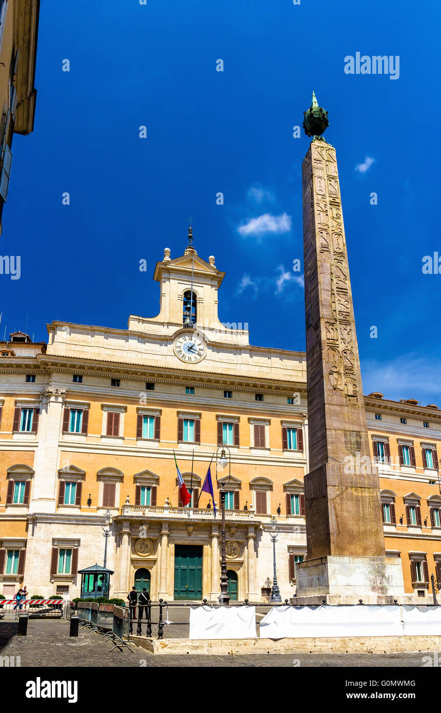 Palazzo montecitorio bernini hi-res stock photography and images - Alamy