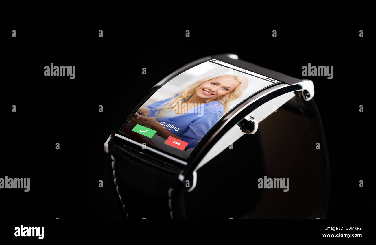 Smartwatch call hi-res stock photography and images - Alamy