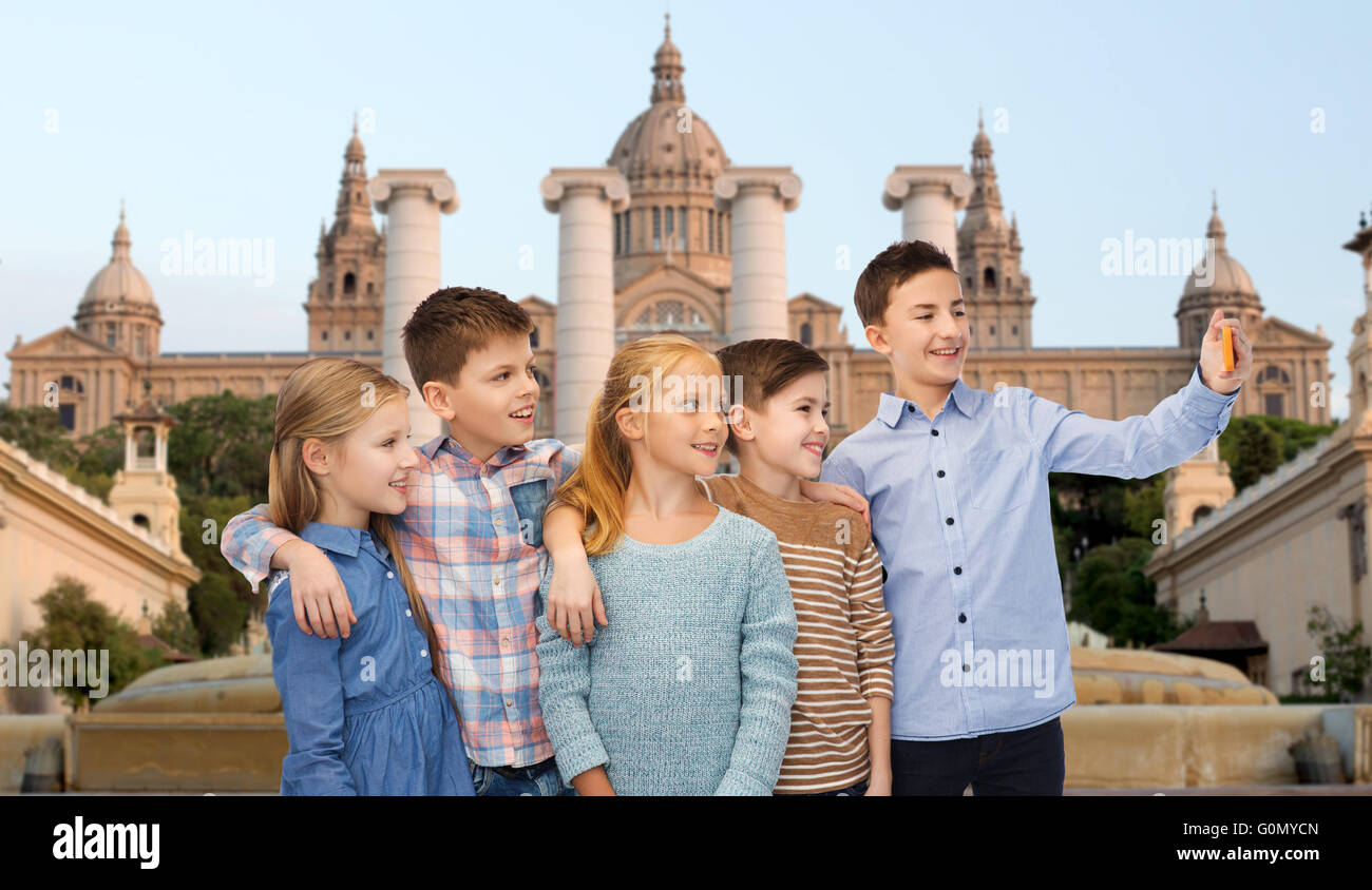 happy children talking selfie by smartphone Stock Photo - Alamy