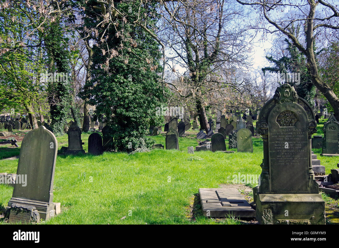 Leeds Burial Ground, Beckett Street Cemetery Stock Photo - Alamy