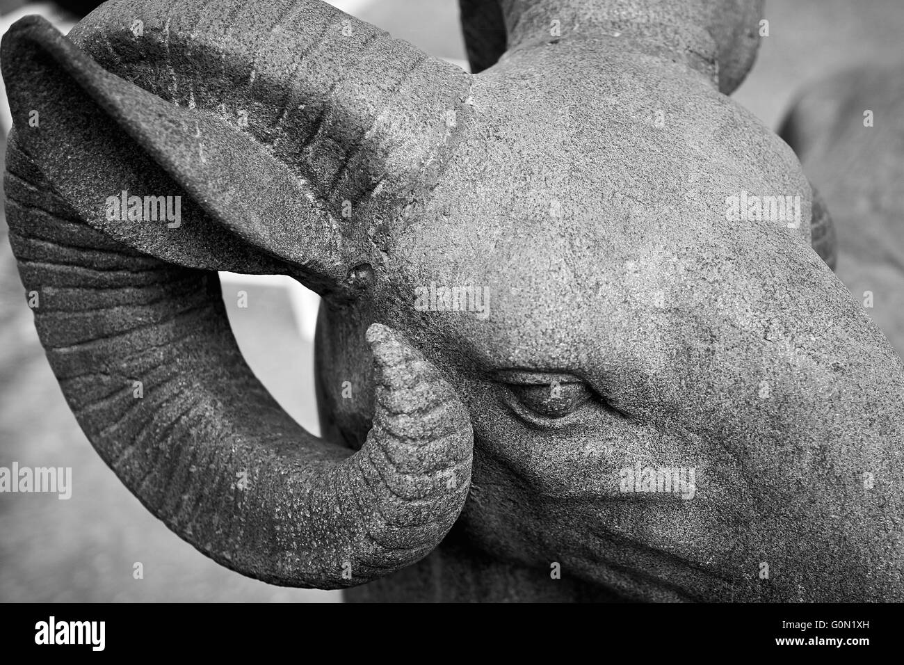 Ram sculpture Black and White Stock Photos & Images - Alamy