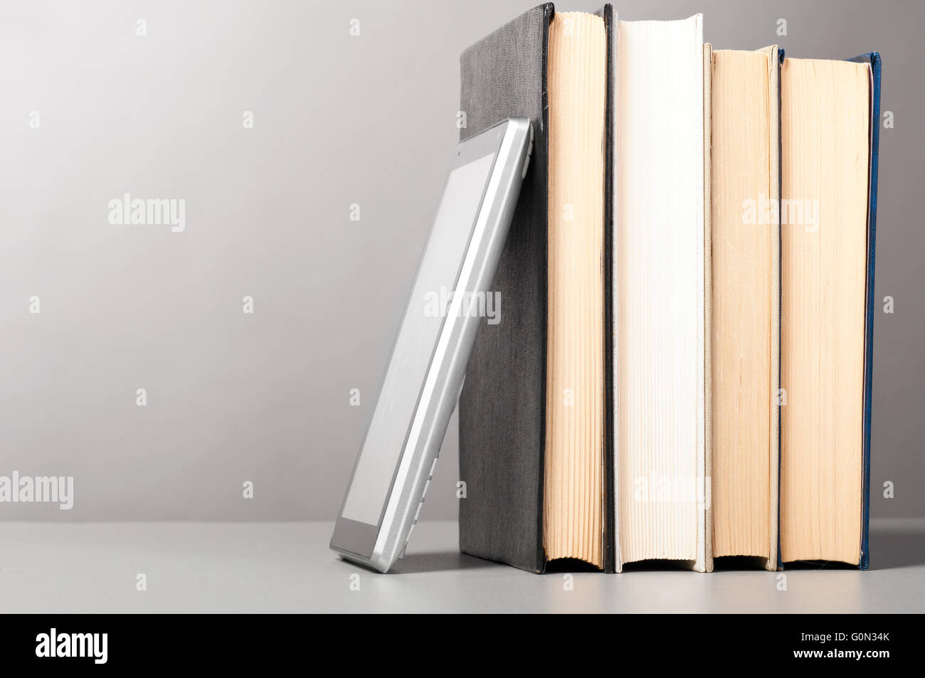 books and pad Stock Photo - Alamy