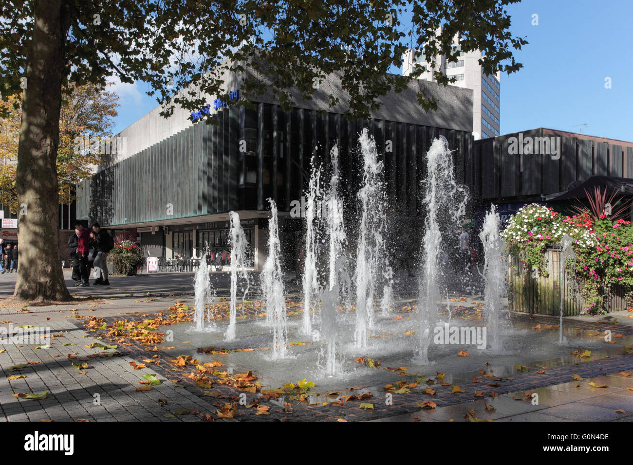 1960s Shopping Precinct, Bull Yard, Coventry Stock Photo - Alamy