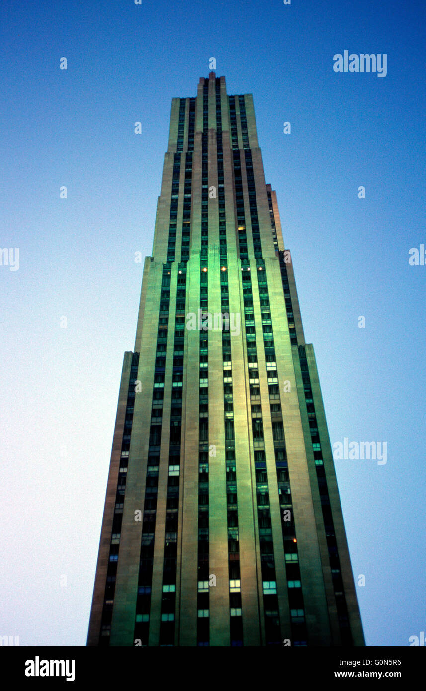 Rockefeller Center, New York City, Fifth Avenue, skyscraper, office ...