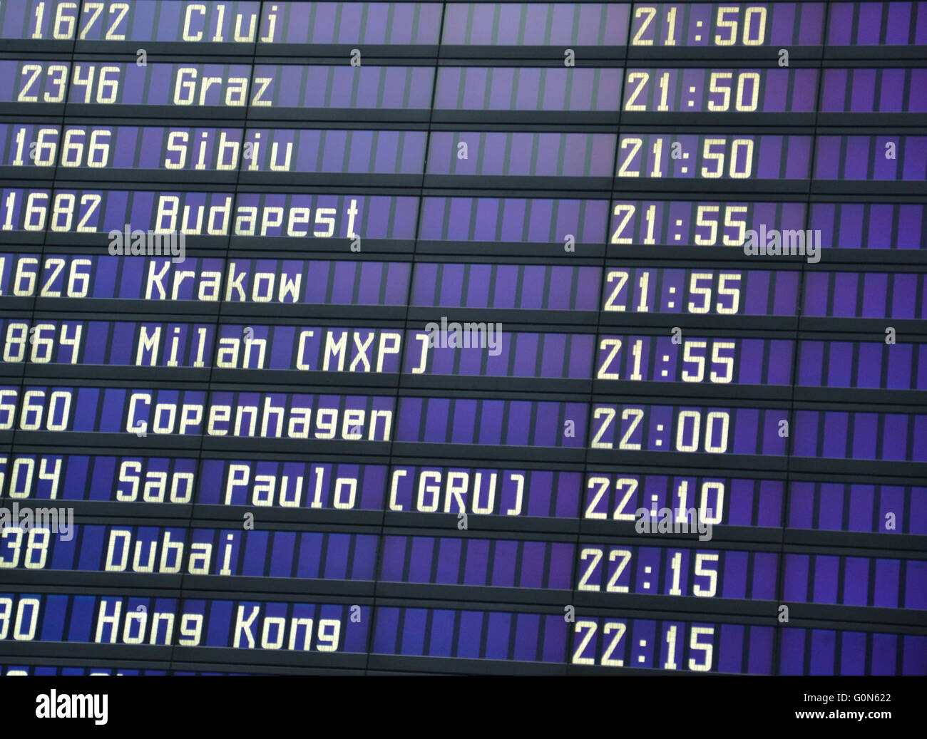 Doha airport billboard hi-res stock photography and images - Alamy