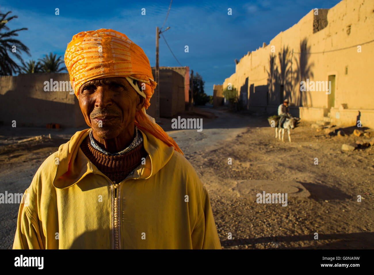 People in a village in Rissani oasis Stock Photo - Alamy