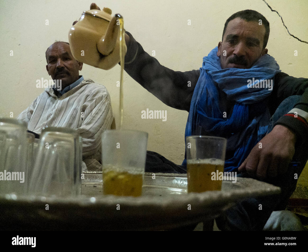 African people drink tea hi-res stock photography and images - Alamy