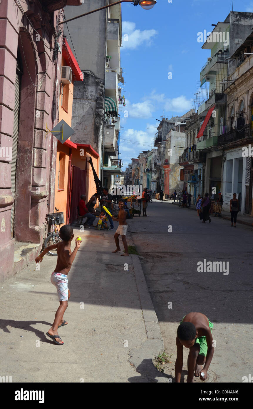 Children playing street baseball, Havana, Cuba 2016 Stock Photo - Alamy
