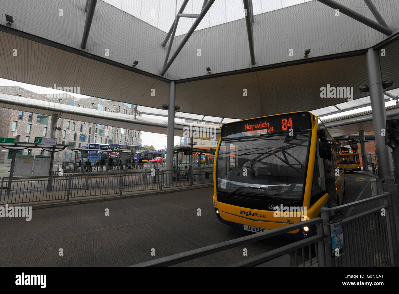 Norwich bus hi-res stock photography and images - Alamy