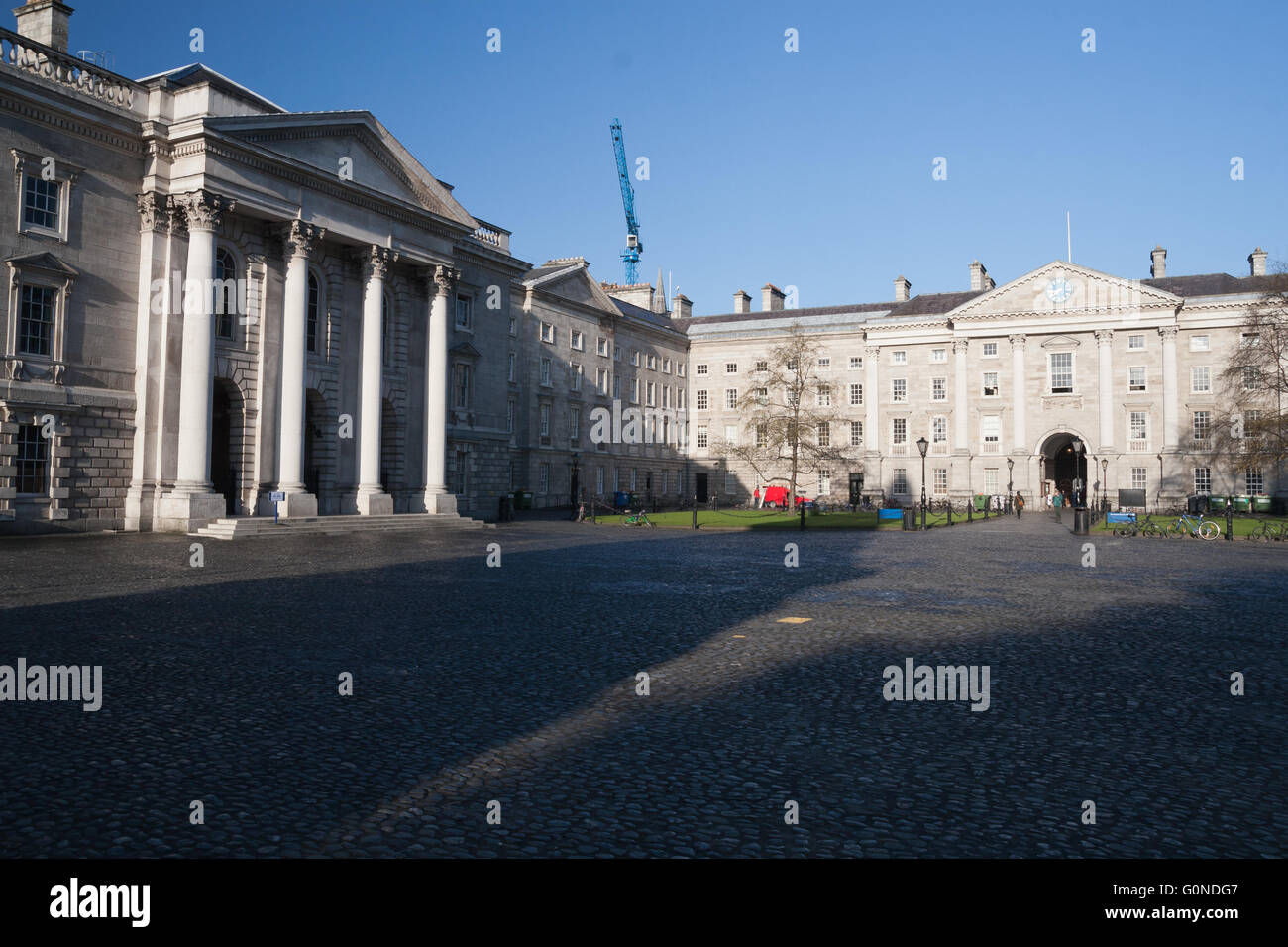 Trinity College, Dublin, Ireland (Eire), Europe, Parliament Square ...