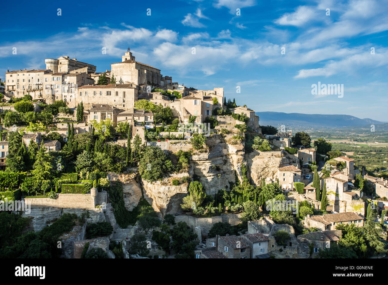 Medieval gordes hi-res stock photography and images - Alamy