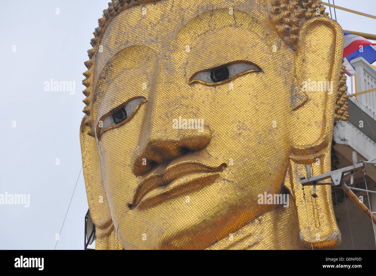 Big Buddha, Wat Intharawihan Temple Bangkok Thailand Stock Photo - Alamy