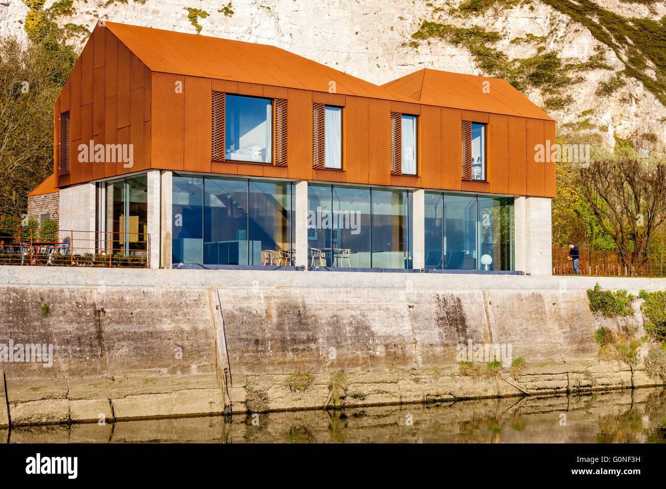 Grand designs house hi-res stock photography and images - Alamy