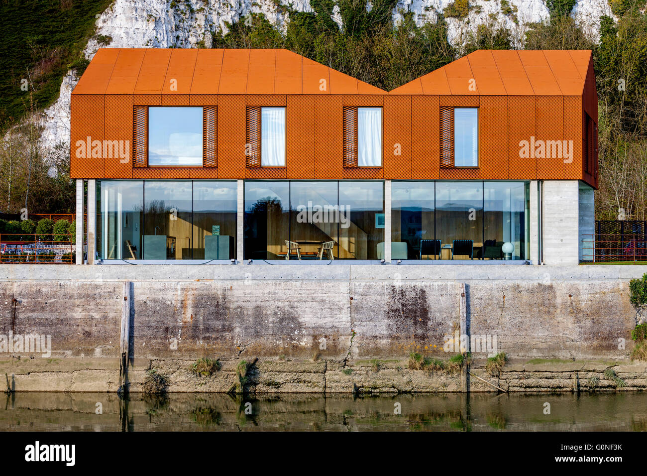 Grand Designs House Uk Stock Photos & Grand Designs House Uk Stock ...