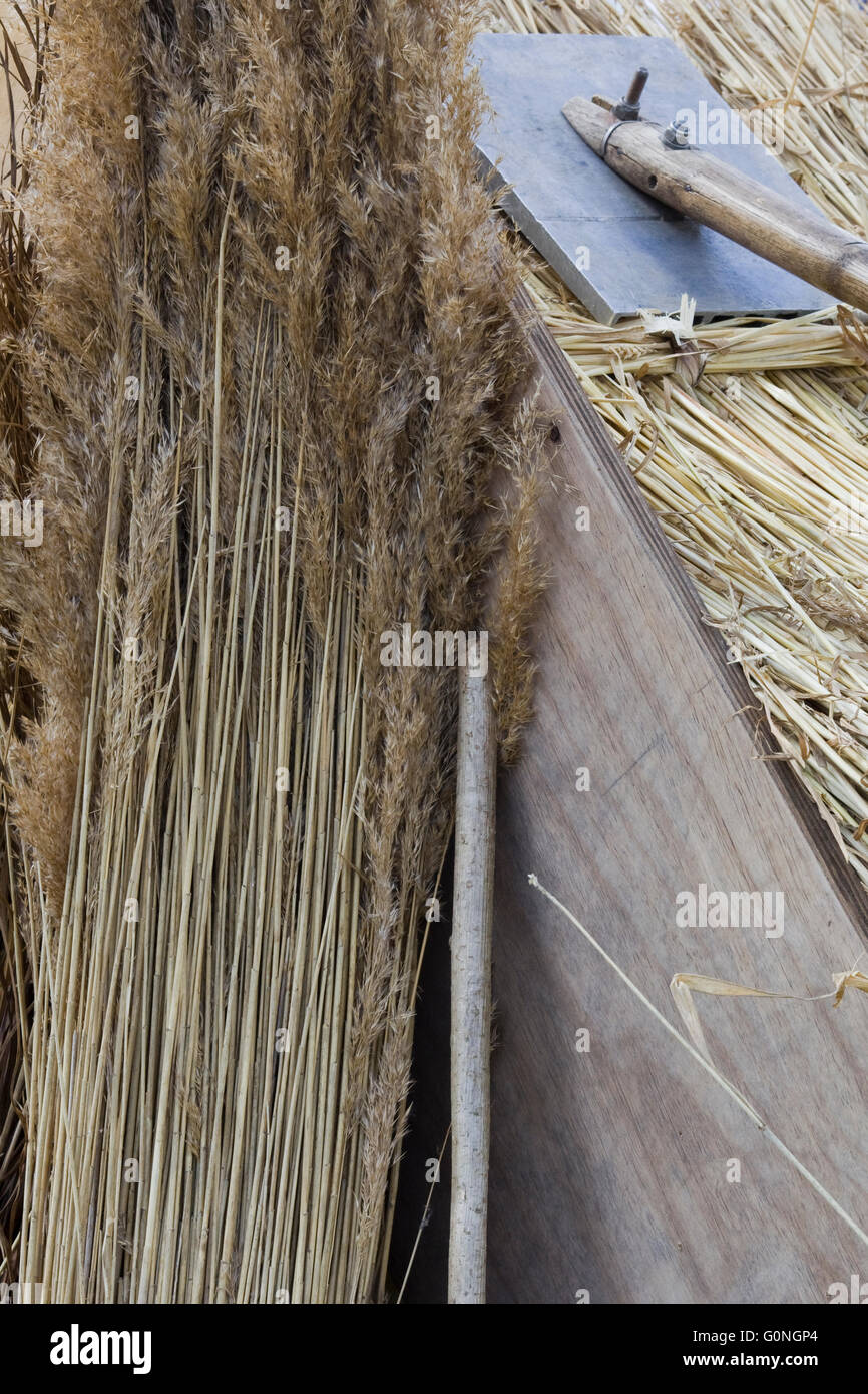 Thatching tools hi-res stock photography and images - Alamy