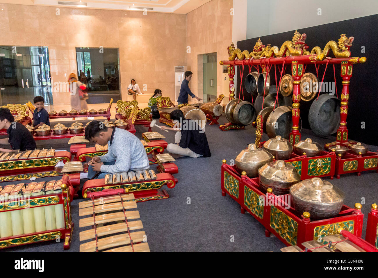 Traditional instruments of Indonesia Stock Photo - Alamy