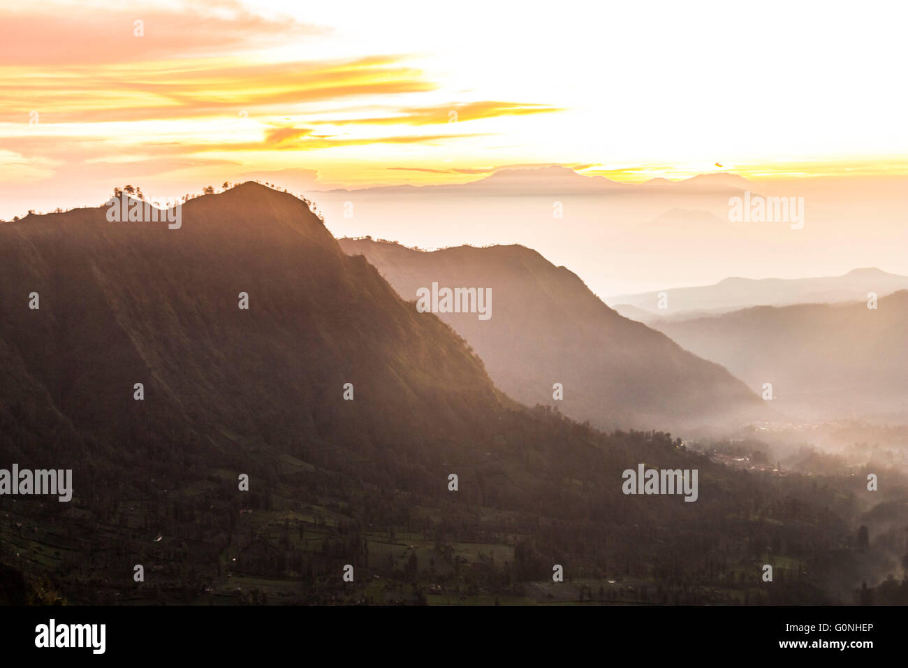 Indonesian mountain hi-res stock photography and images - Alamy