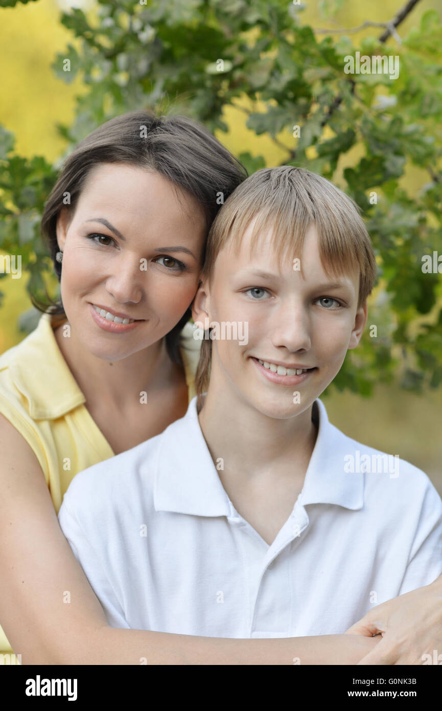 Portrait of a smiling mother Stock Photo - Alamy