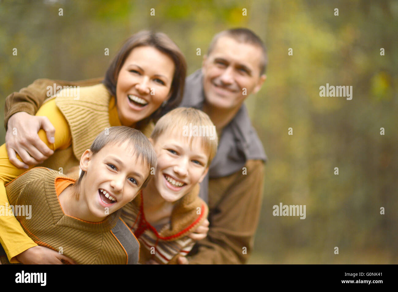 Happy smiling family Stock Photo - Alamy