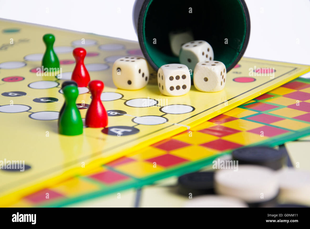 Sheep chess hi-res stock photography and images - Alamy